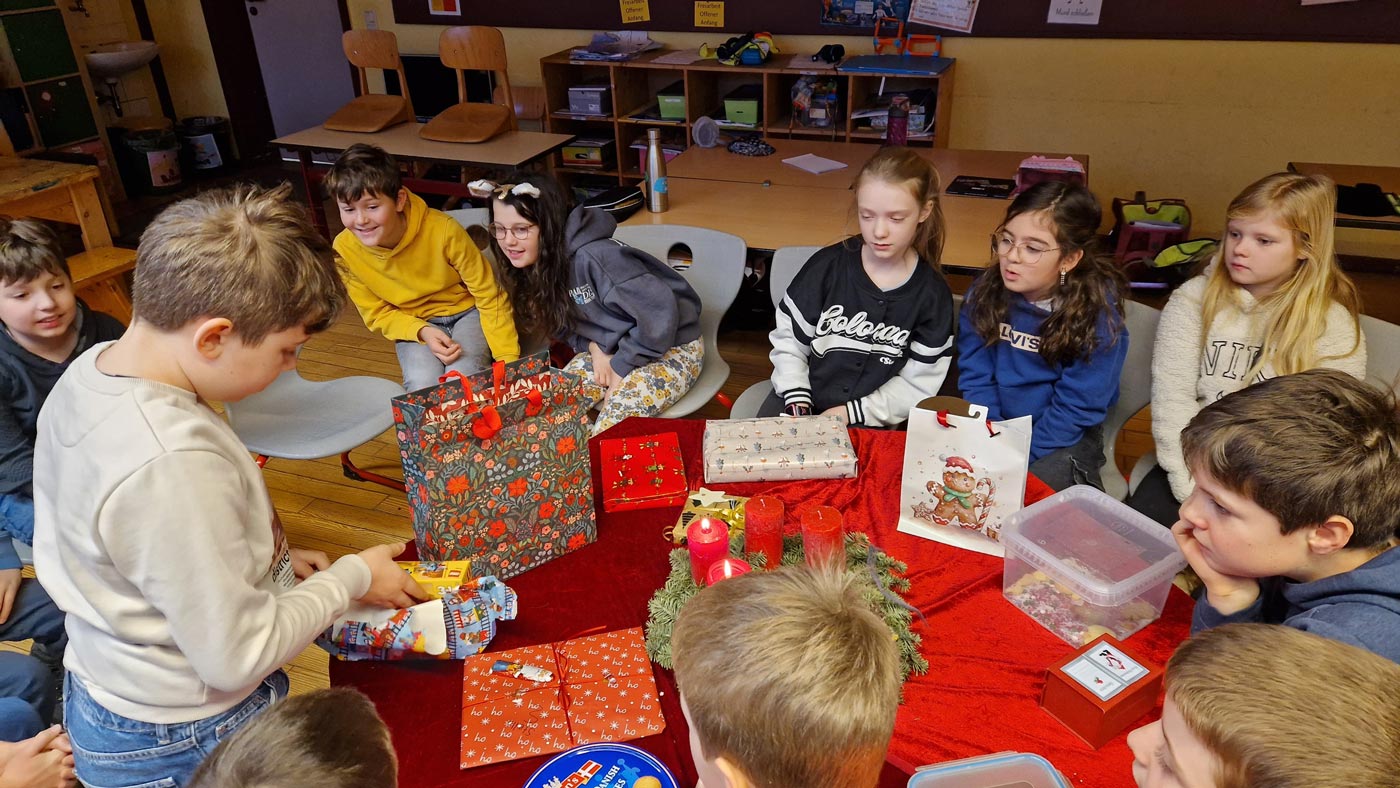 Wichteln 4b - Von Dalberg Grundschule Dittelsheim-Heßloch